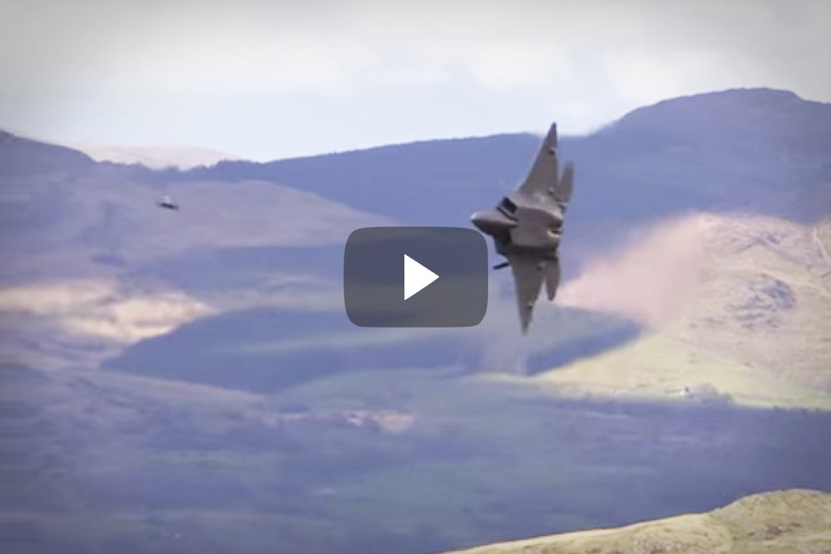 F-22 Raptors Fly The 'Mach Loop' For The First Time | Boldmethod