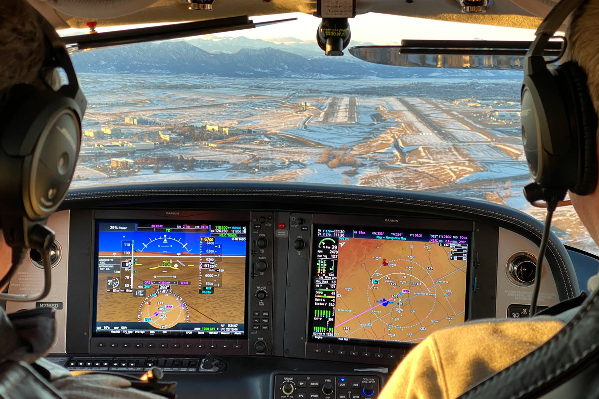 Setting Up The Perfect VFR Arrival To An Airport: Boldmethod Live ...